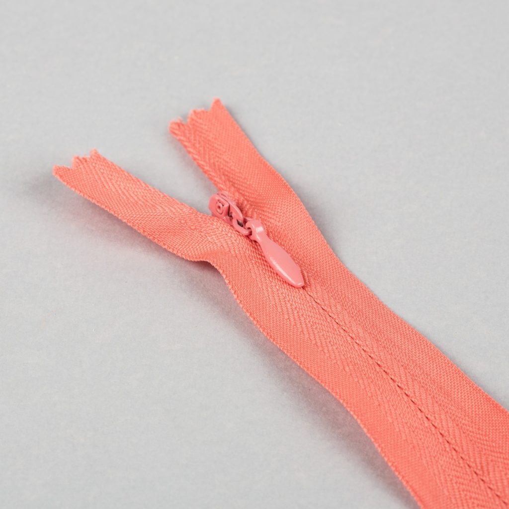 CIERRE DE LATÓN No 5 SEPARABLE